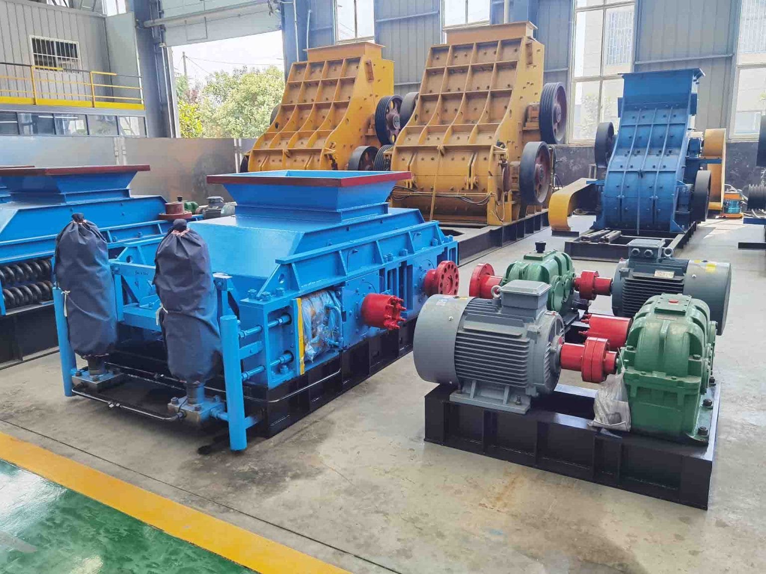 Cement Block Crusher - Huashengming Heavy Machinery